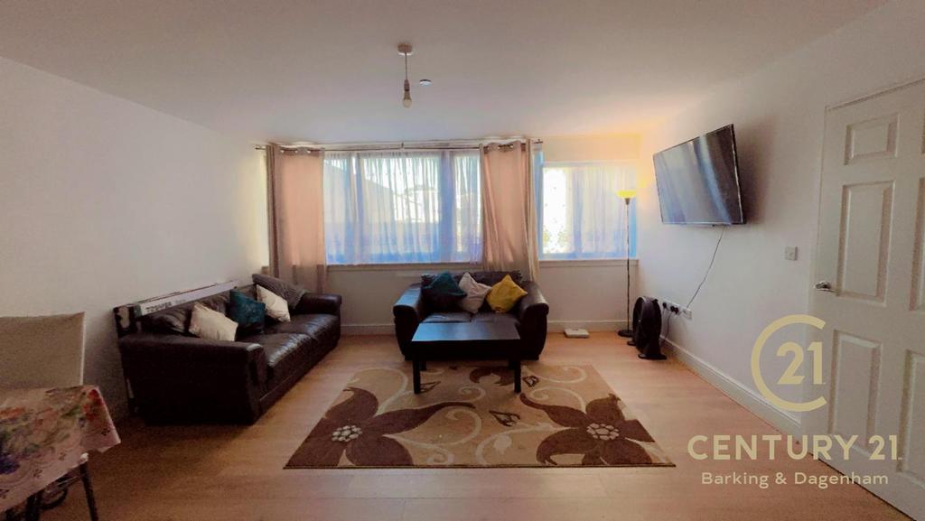 Wigham House 2 bed apartment - £1,850 pcm (£427 pw)