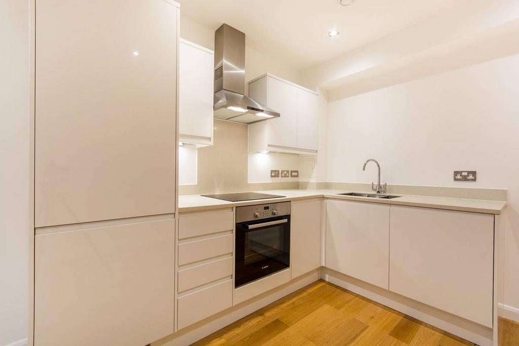 Lansdowne Road, Croydon, CR0 1 bed flat - £1,400 pcm (£323 pw)