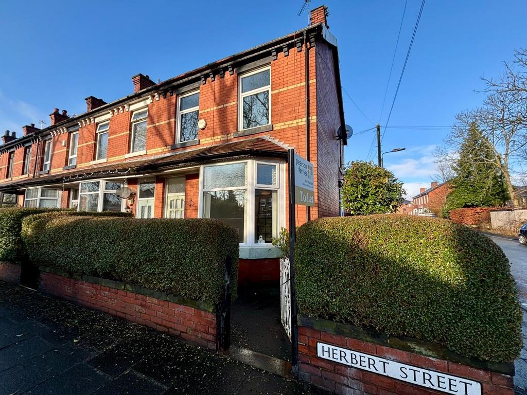 Herbert Street, Radcliffe M26 3 bed end of terrace house - £950 pcm (£ ...