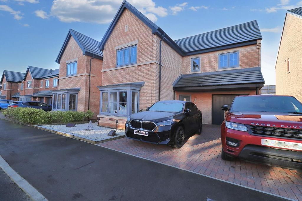 Farmstead Street, Stainsby Hall Farm... 4 bed detached house - £400,000