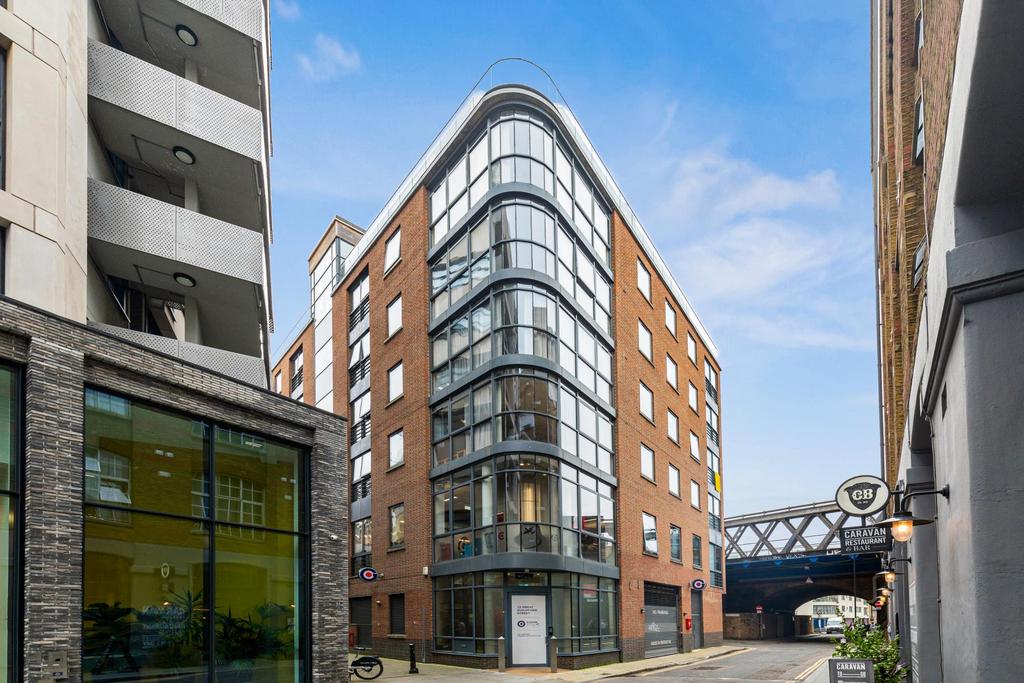 America House, London SE1 2 bed apartment for sale - £700,000