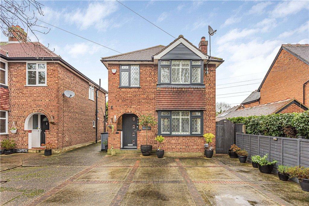 Leacroft Close, Staines-upon-Thames... 3 bed detached house - £670,000