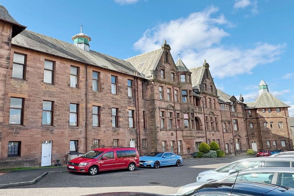 Alexandra Gate, Paisley, Renfrewshire... 1 bed flat - £36,000