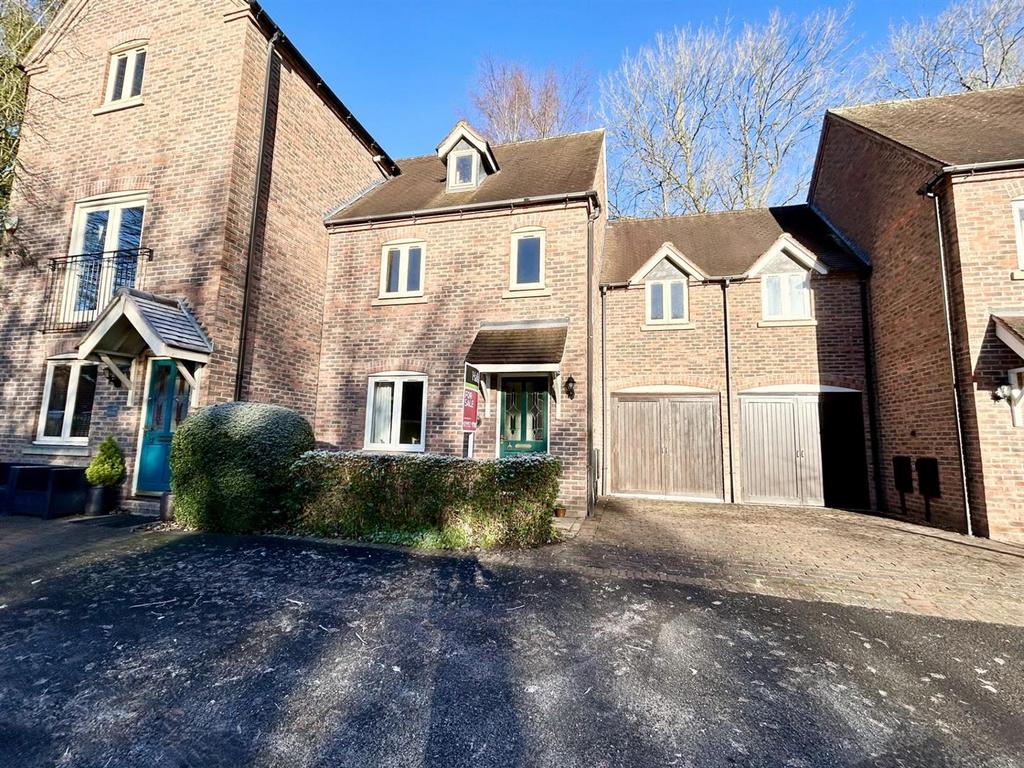 Waterloo Street, Telford TF8 4 bed house for sale - £285,000