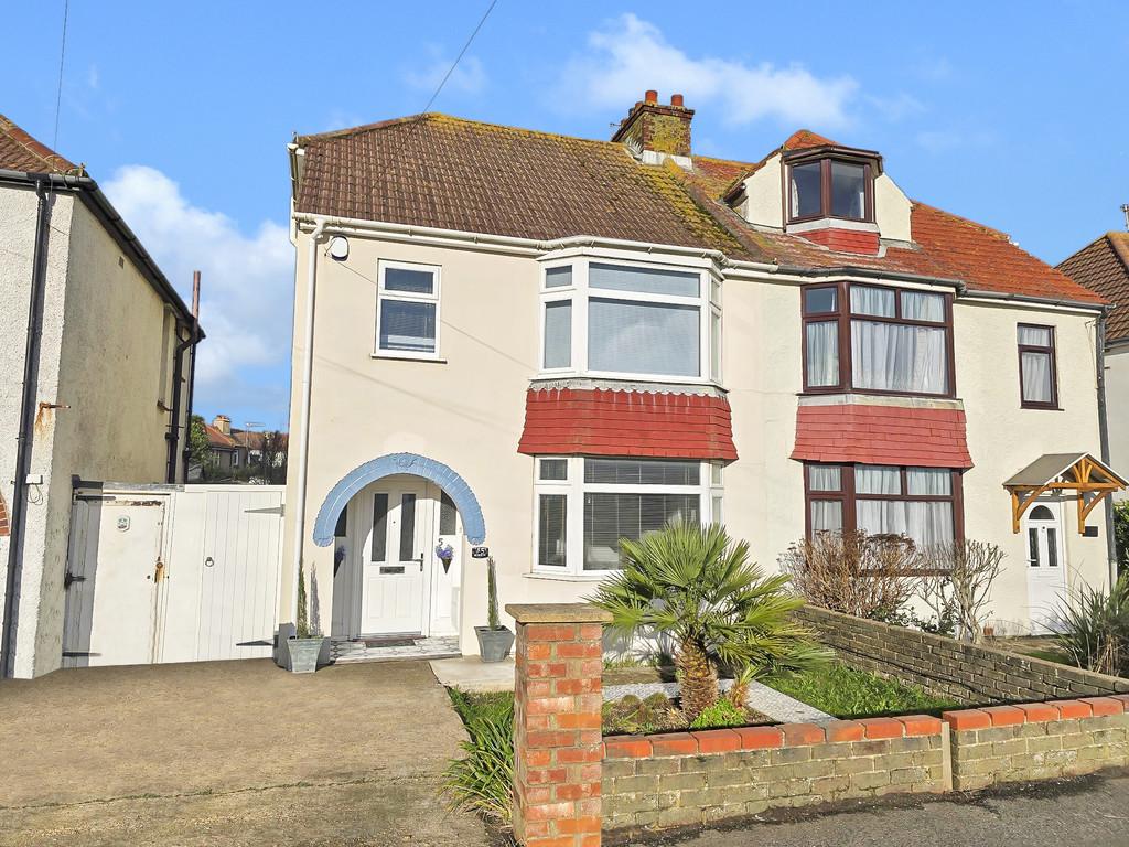 Seaview Estate, West Sussex BN42 3 bed semi-detached house - £425,000