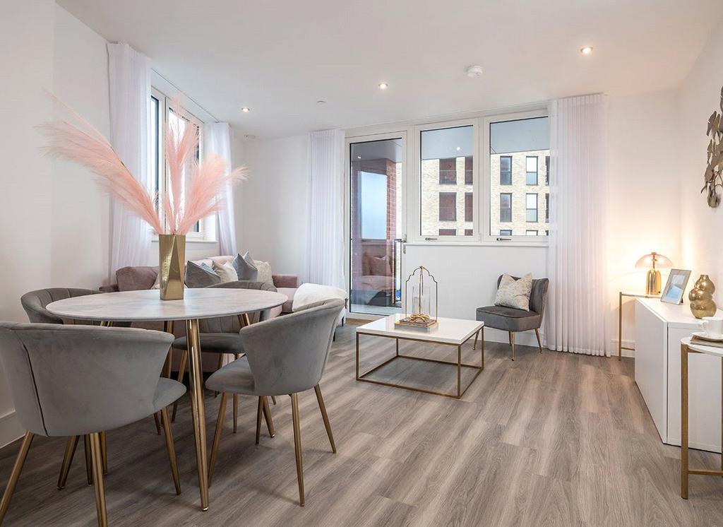 Ashwell House, Merrick Road... 2 bed apartment - £2,100 pcm (£485 pw)