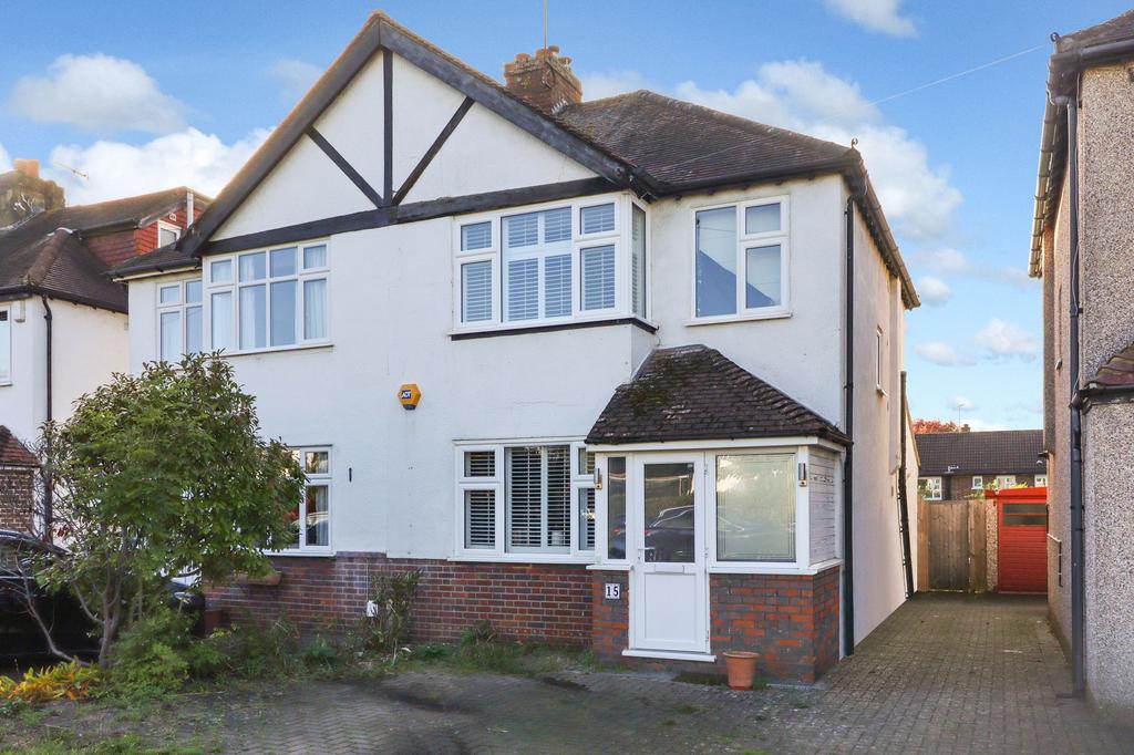 Telegraph Lane, Claygate 3 bed semi-detached house - £850,000