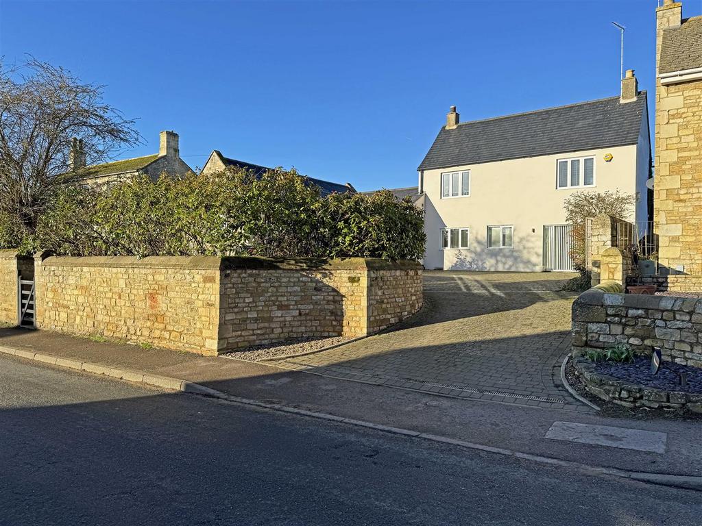 High Street, Ketton 3 bed cottage for sale - £475,000