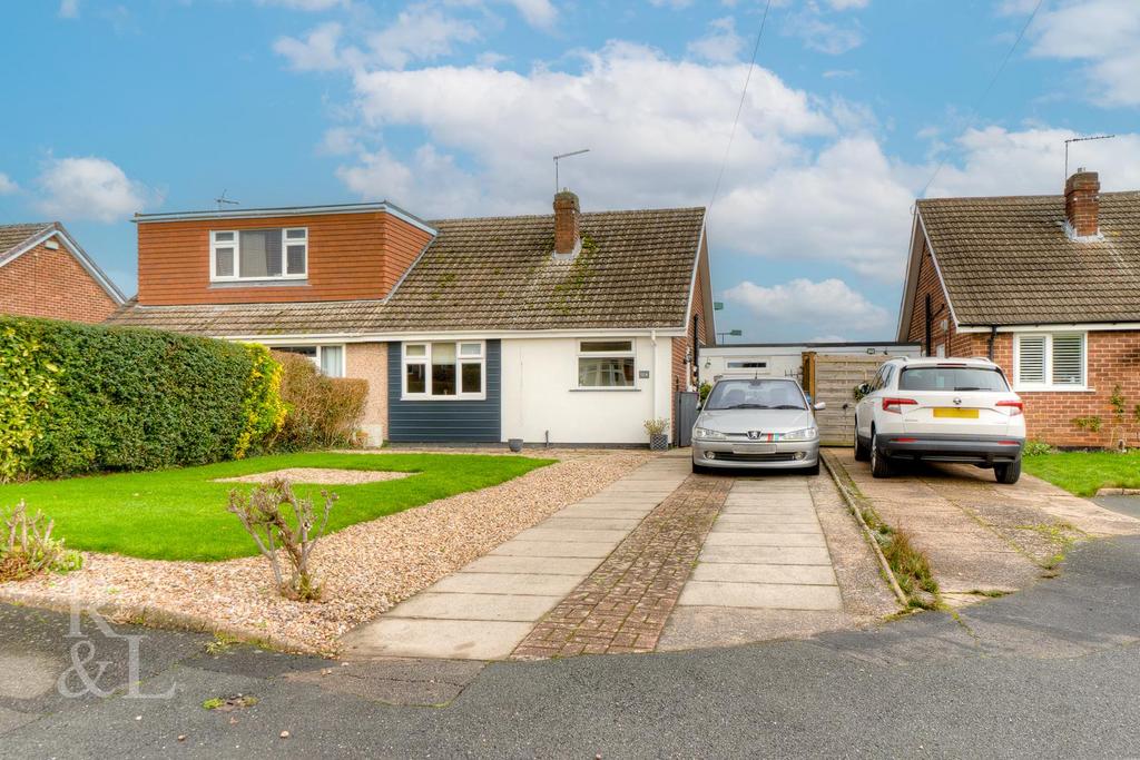 Elm Close, Keyworth, Nottingham 2 bed semi-detached bungalow for sale ...