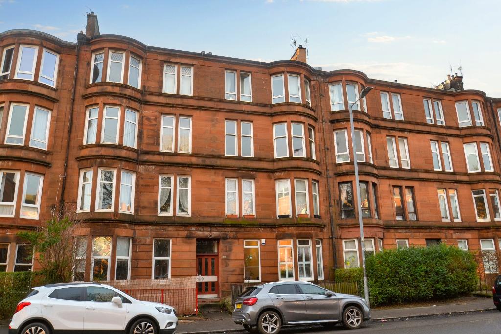 109 Minard Road, Shawlands, Glasgow... 1 bed flat - £950 pcm (£219 pw)