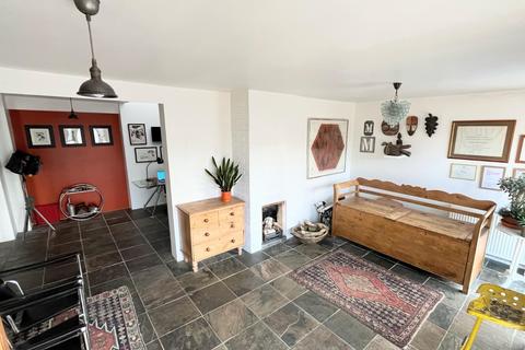 Houses for sale in Silsoe | OnTheMarket