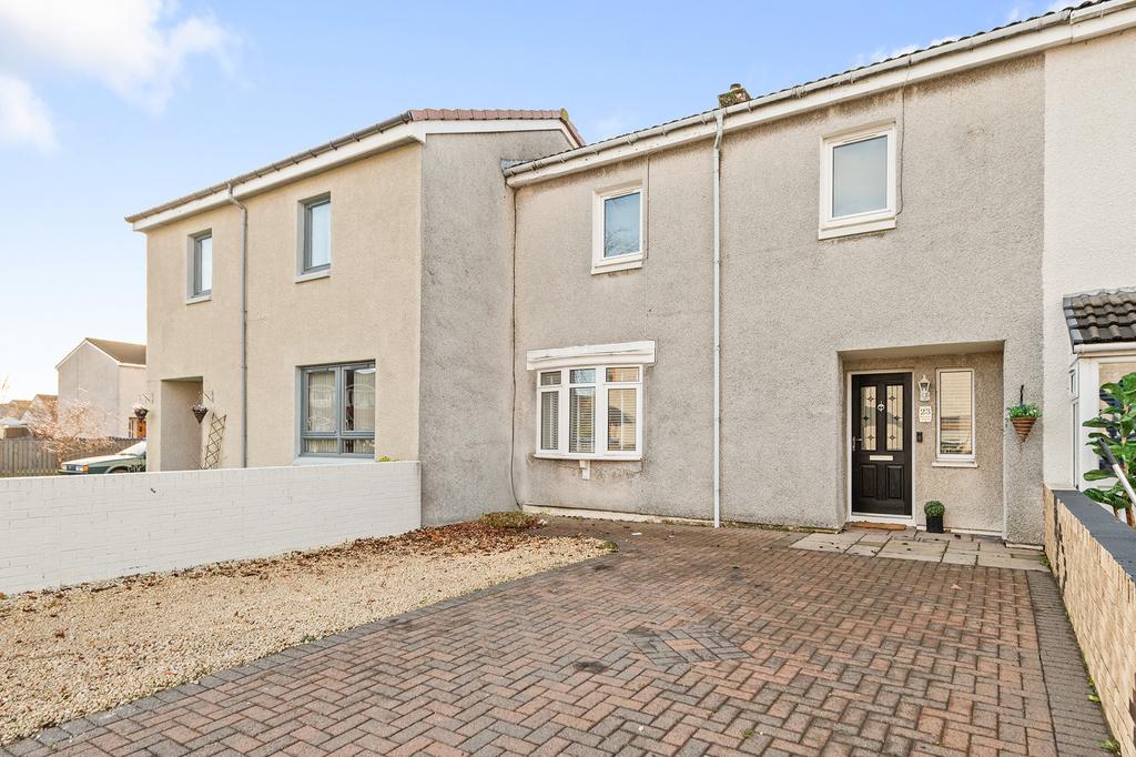 Broomage Crescent, Larbert FK5 3 bed terraced house - £163,000