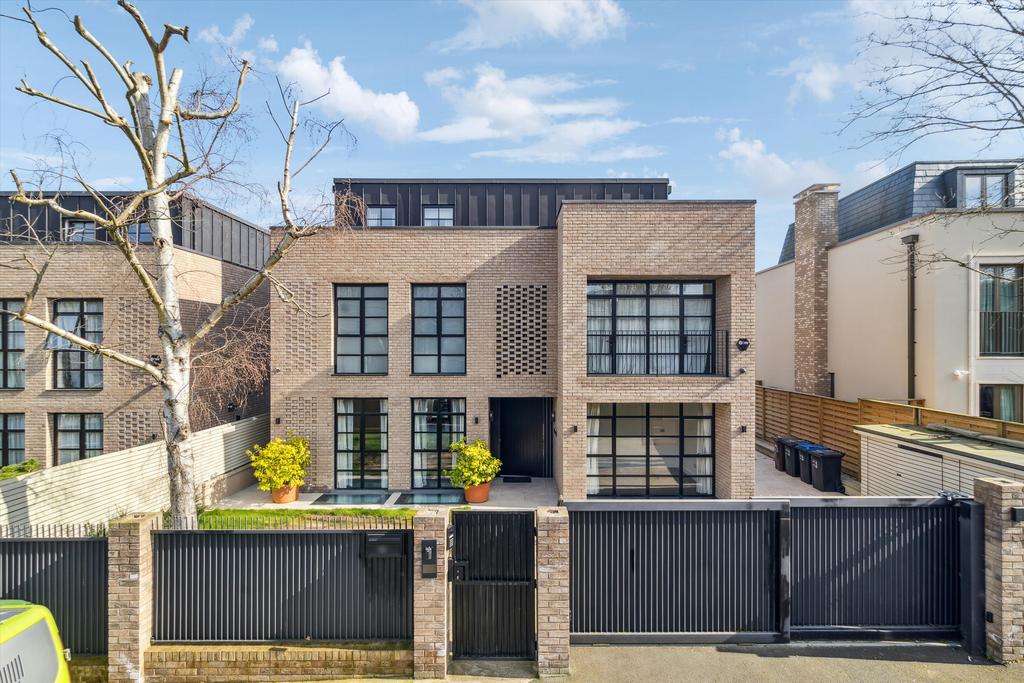 Lincoln Avenue, London, SW19 6 bed detached house to rent - £23,000 pcm ...