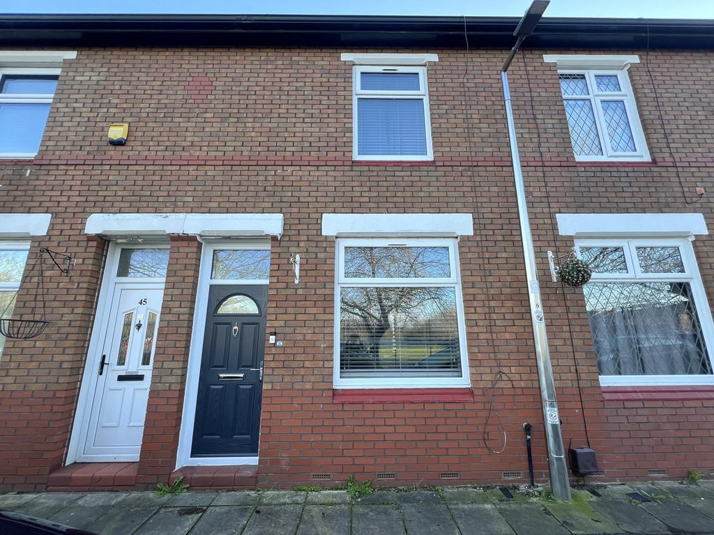Broadfield Road, Reddish 2 bed terraced house - £175,000