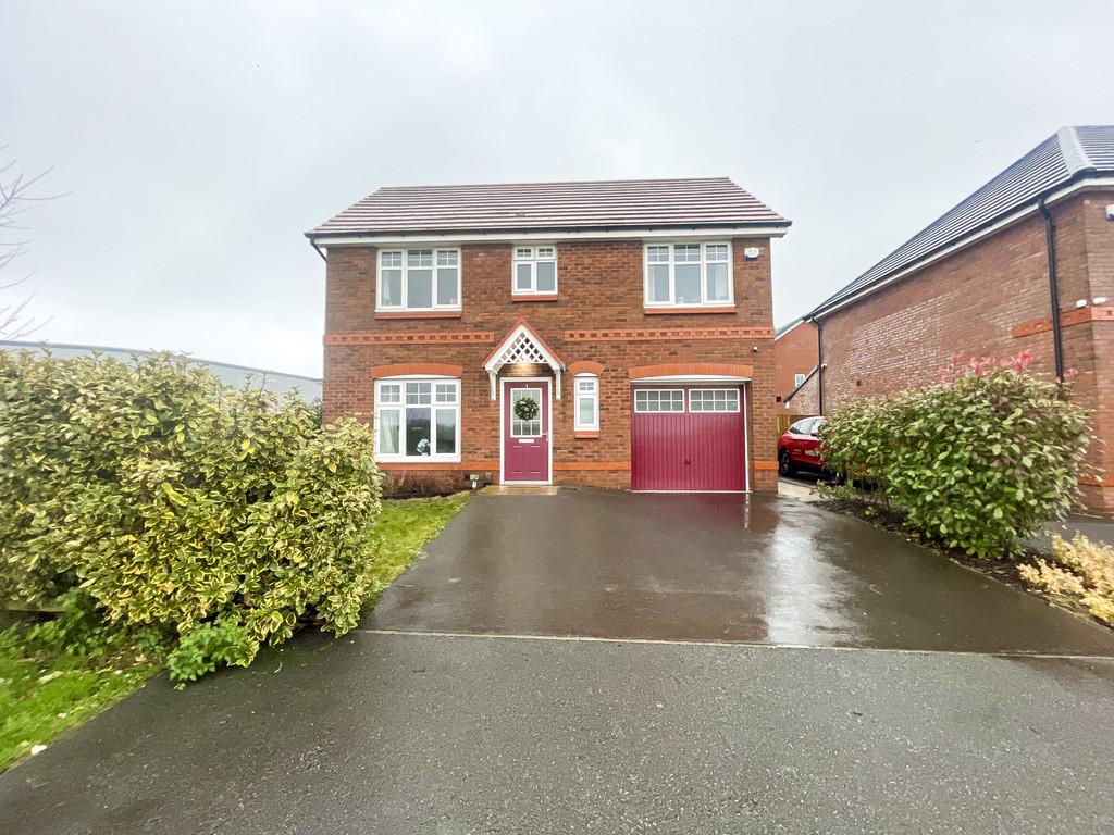 Mill Fold Gardens, Chadderton OL9 3 bed detached house for sale - £340,000