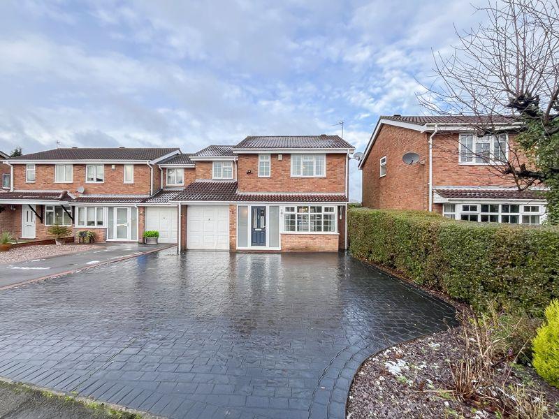 Turnstone Drive, Featherstone 5 bed detached house for sale - £375,000