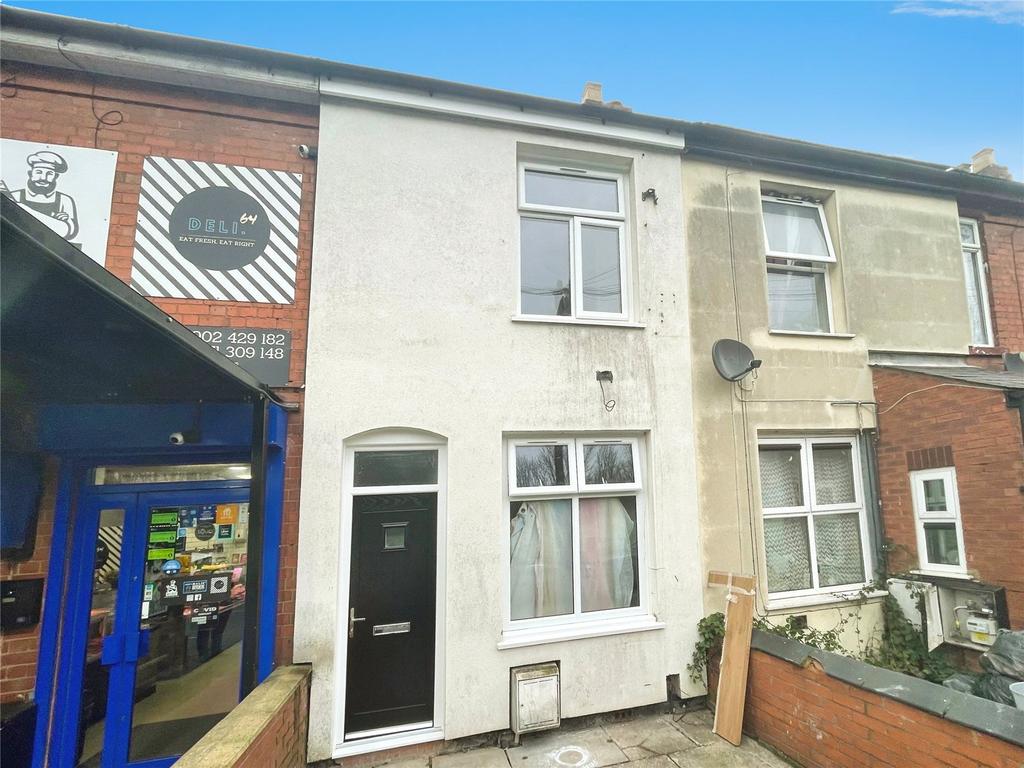 Dunstall Road, West Midlands WV6 3 bed terraced house - £950 pcm (£219 pw)