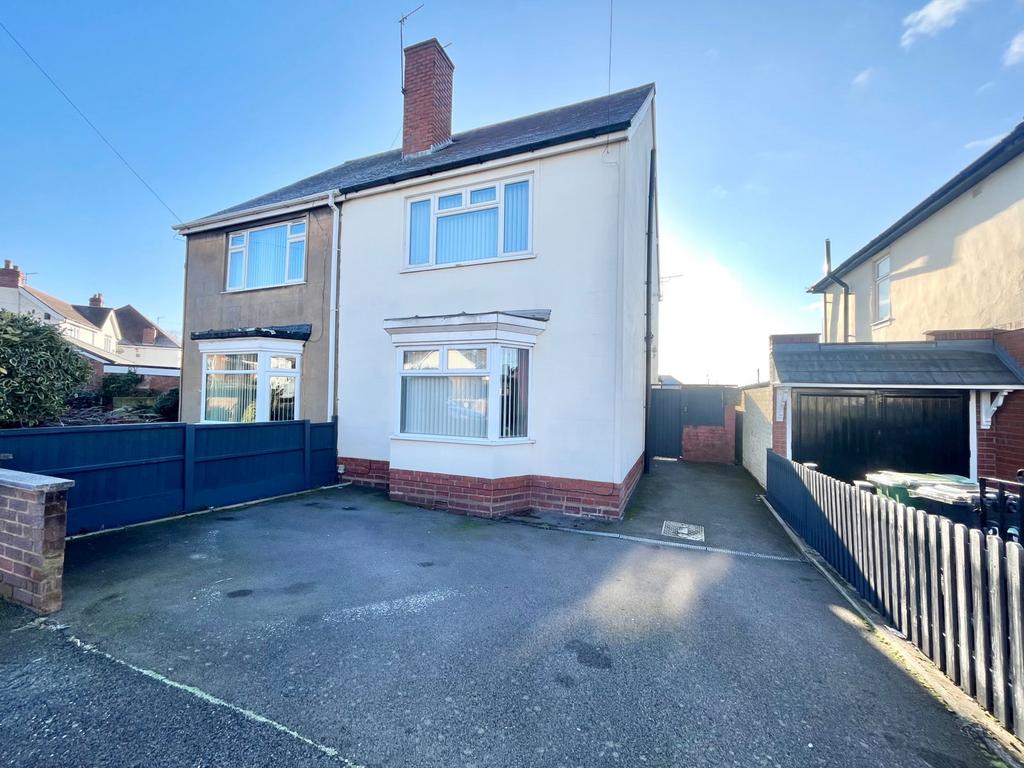 Acres Road, Brierley Hill DY5 3 bed semi-detached house for sale - £230,000