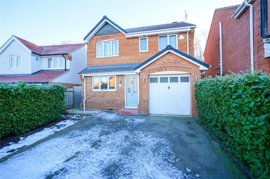 Chandler Grove, Treeton, Rotherham... 4 bed detached house - £275,000