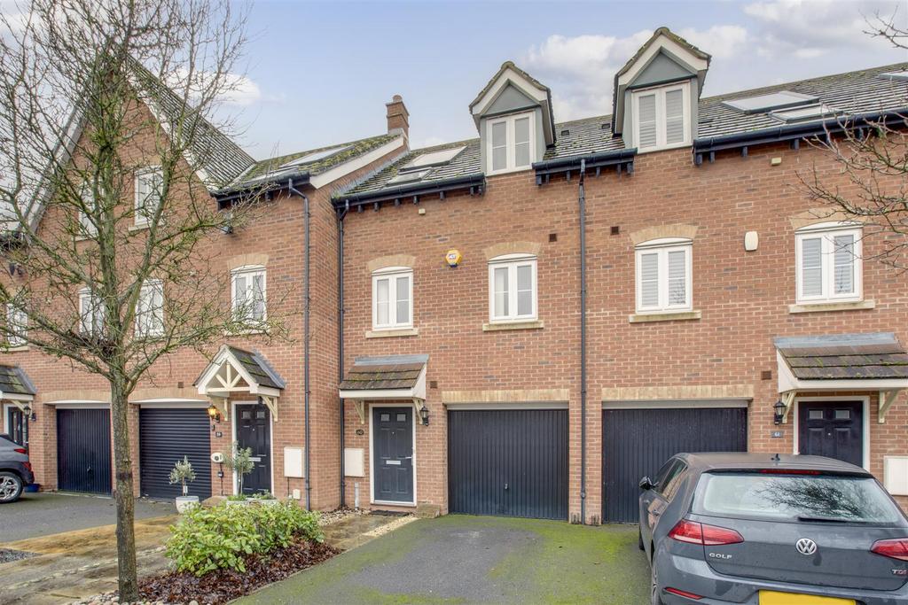 Corbetts Way, Thame OX9 3 bed semi-detached house - £535,000
