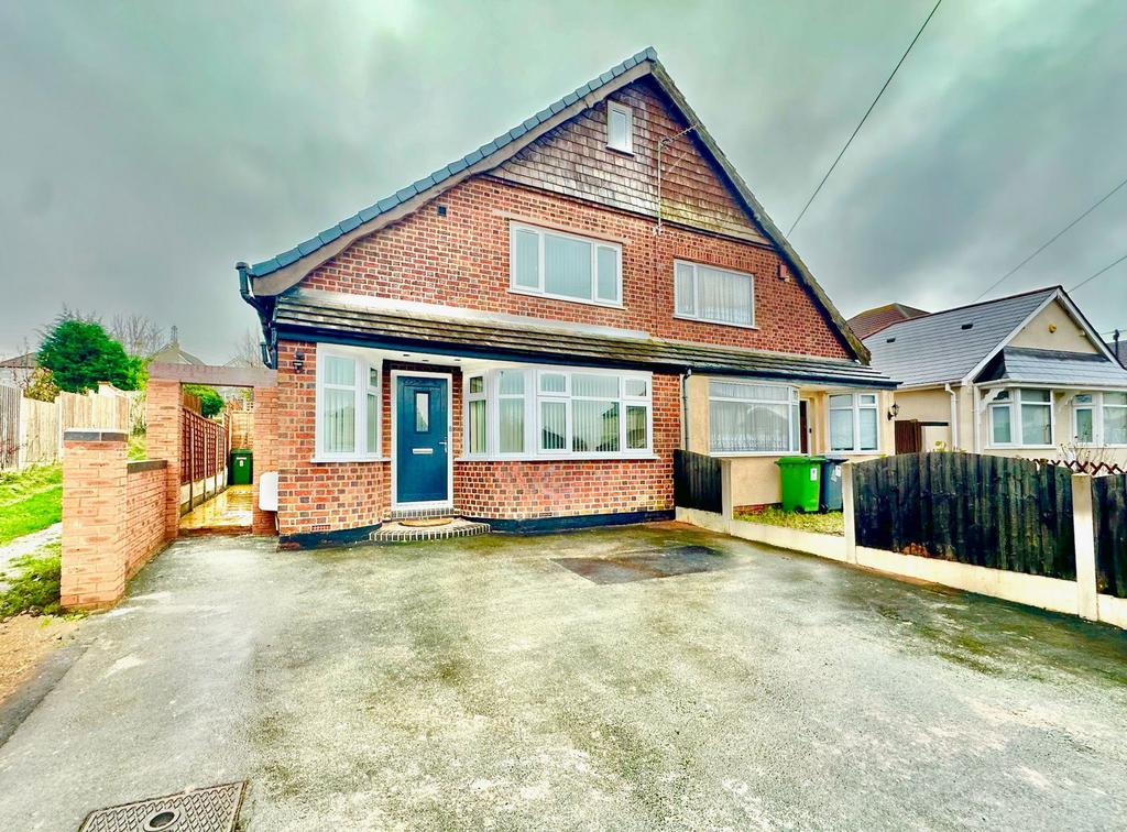 Lane Road, Wolverhampton WV4 4 bed semi-detached house - £1,350 pcm (£ ...