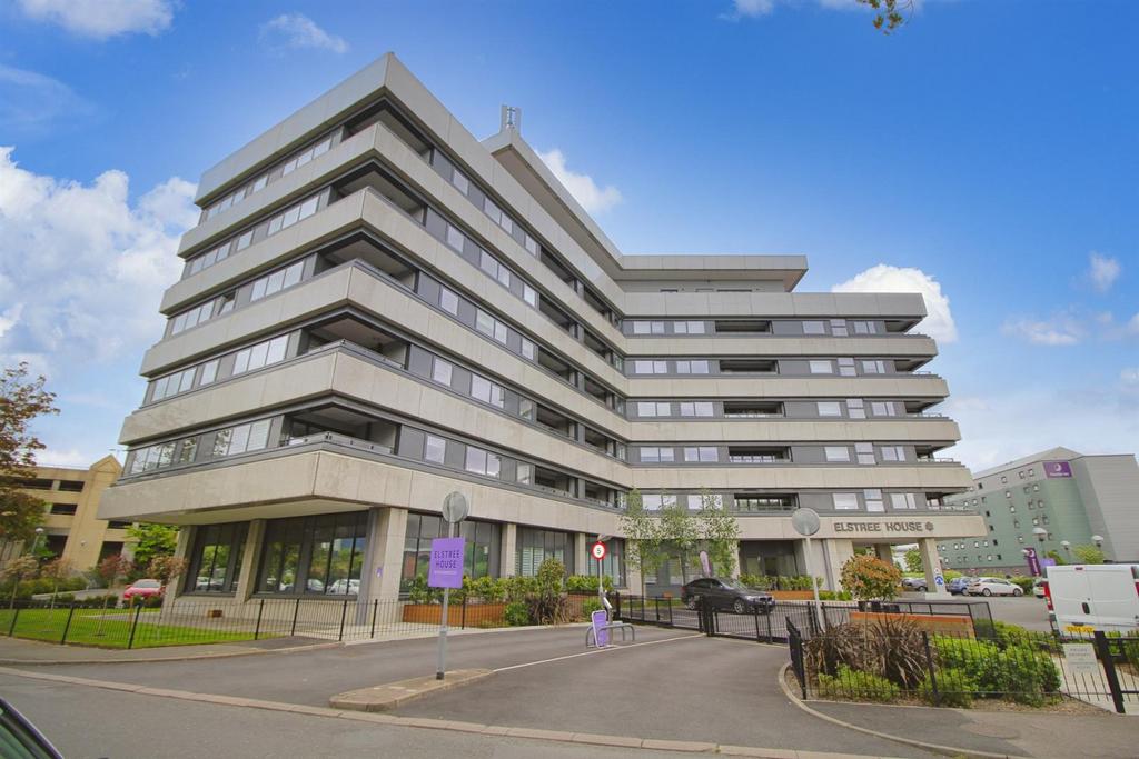 Elstree House,Elstree Way, Borehamwood 1 bed flat for sale - £270,000