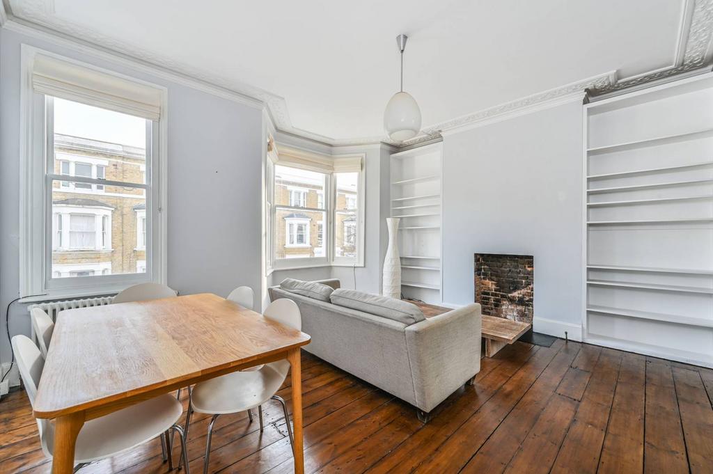 Offley Road, Oval, London, SW9 2 bed flat - £4,500 pcm (£1,038 pw)