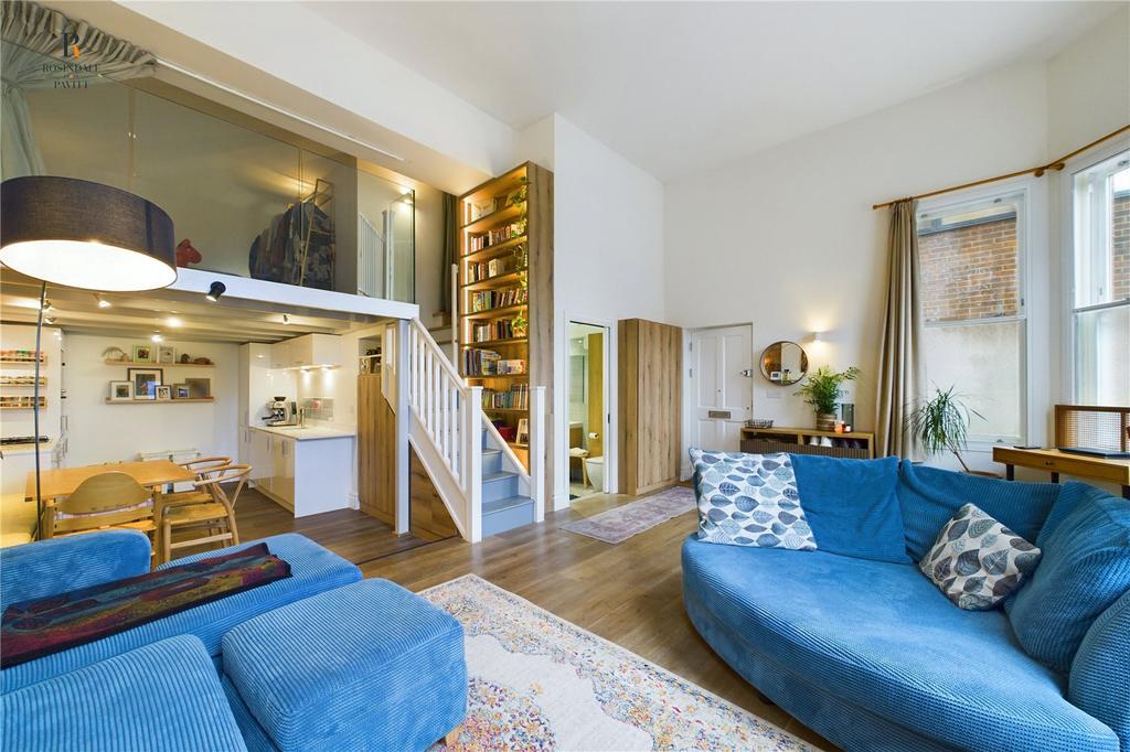 Woodcote Road, Wallington, SM6 1 bed apartment - £270,000