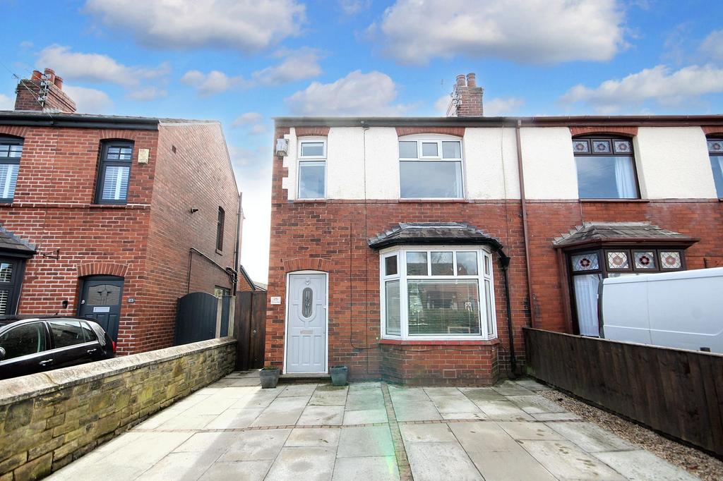 Spindle Hillock... 3 bed semi-detached house - £950 pcm (£219 pw)