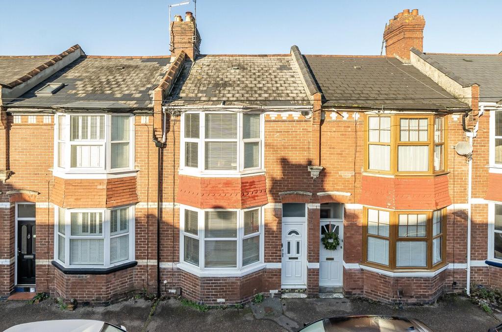 St Leonards, Exeter 2 bed terraced house - £400,000