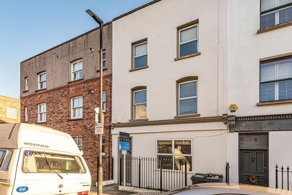 Effra Parade, London, SW2 2 bed flat for sale - £750,000
