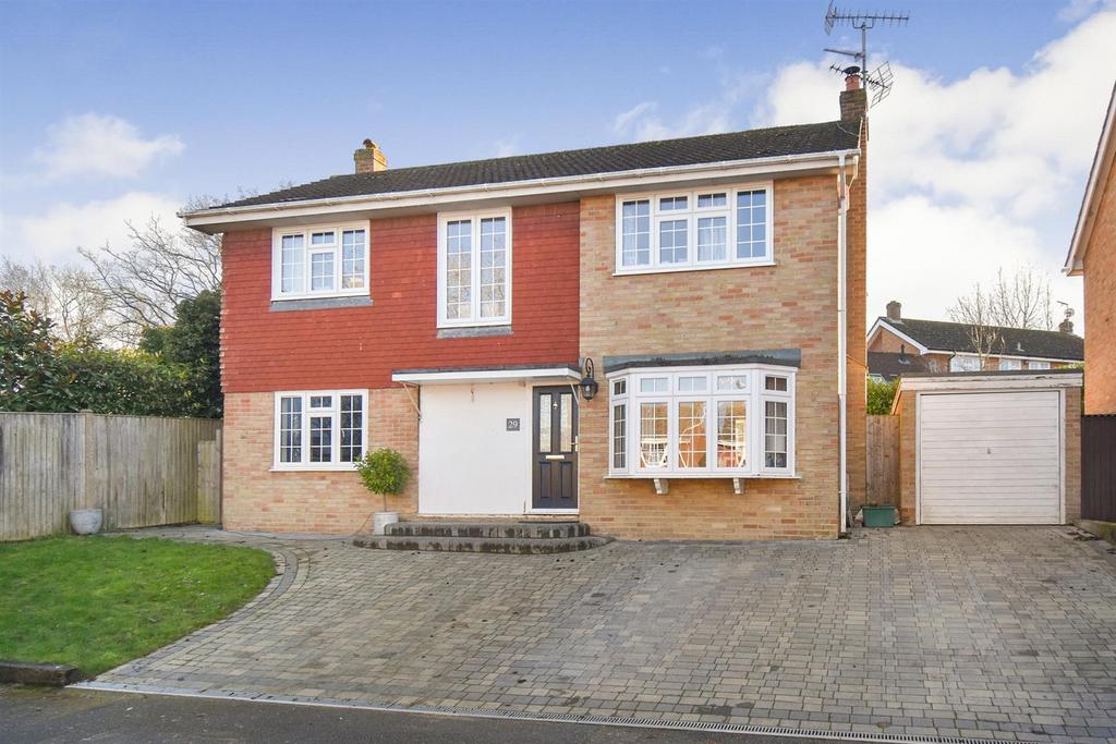 Jarvis Field, Little Baddow 4 bed detached house - £600,000