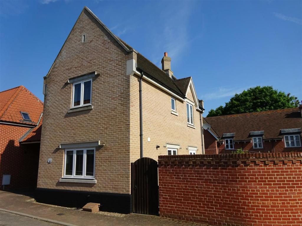 Black Barn Close, Lower Somersham IP8 2 bed detached house for sale - £ ...