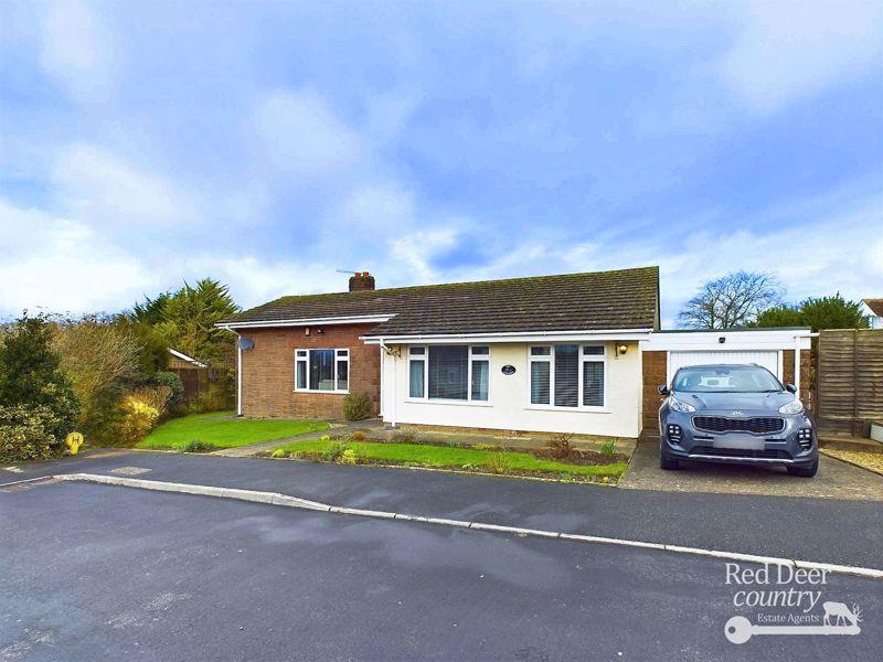 Bracken Edge, West Quantoxhead 3 bed detached bungalow for sale - £415,000