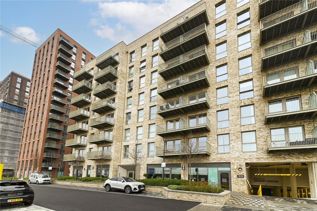 Belgrave Road, London HA0 1 bed flat to rent - £1,600 pcm (£369 pw)