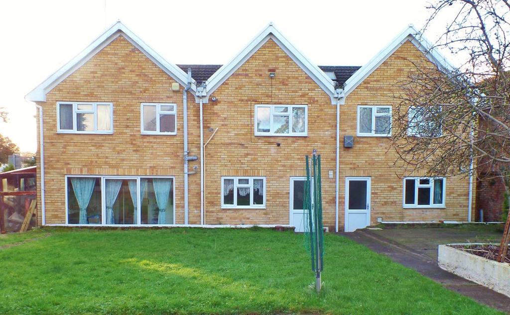 Cardiff CF23 6 bed detached house - £775,000