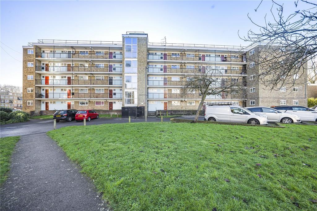 Cortis Road, London, SW15 1 bed apartment - £240,000