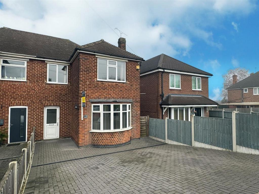 Highfield Road, Derby DE23 3 bed semi-detached house - £1,100 pcm (£254 pw)
