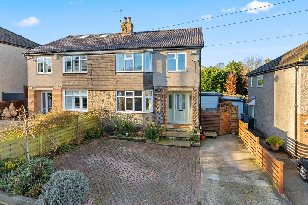 Croft Drive, Menston, Ilkley, West... 3 bed semi-detached house - £385,000