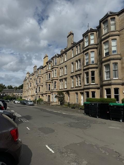 26, Comely Bank Street, Edinburgh... 1 bed flat - £1,349 pcm (£311 pw)