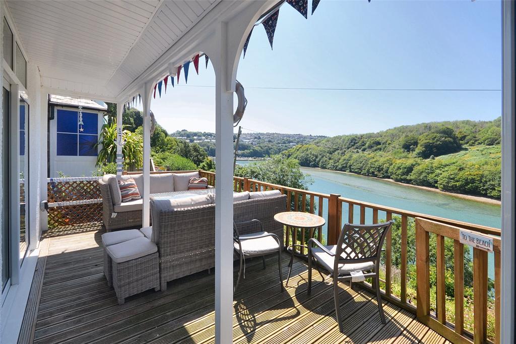 Sandplace Road, East Looe PL13 3 bed detached house for sale - £450,000