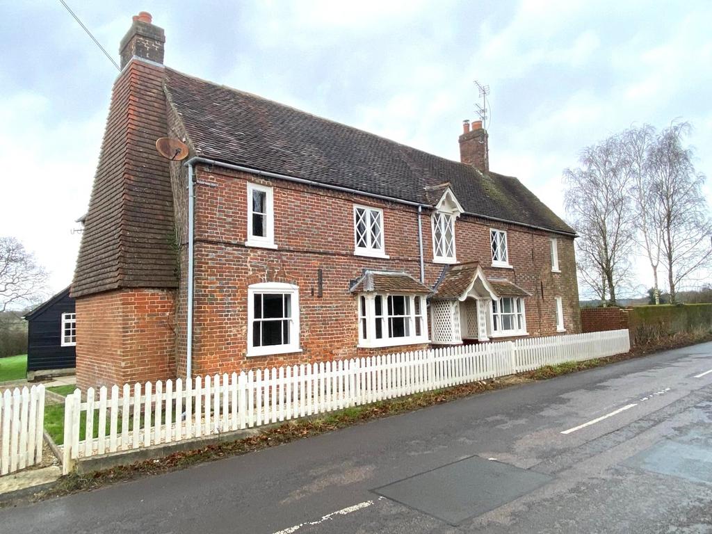Southwick, Fareham, Hampshire, PO17 5 bed detached house - £3,000 pcm ...