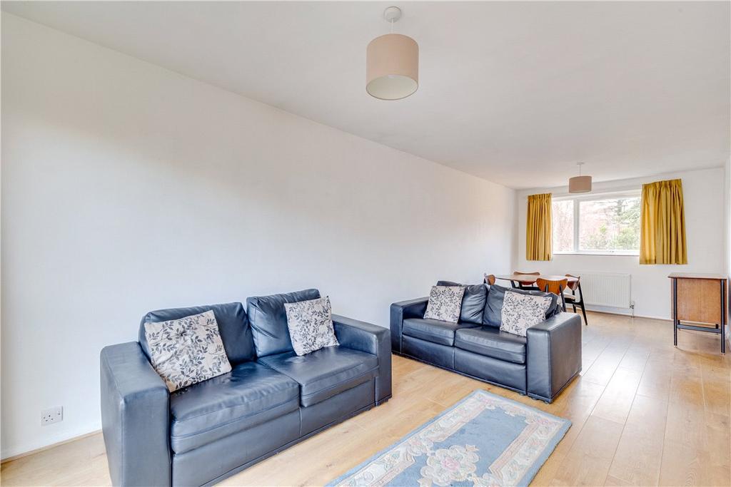 Albert Drive, London, SW19 2 bed apartment for sale - £425,000