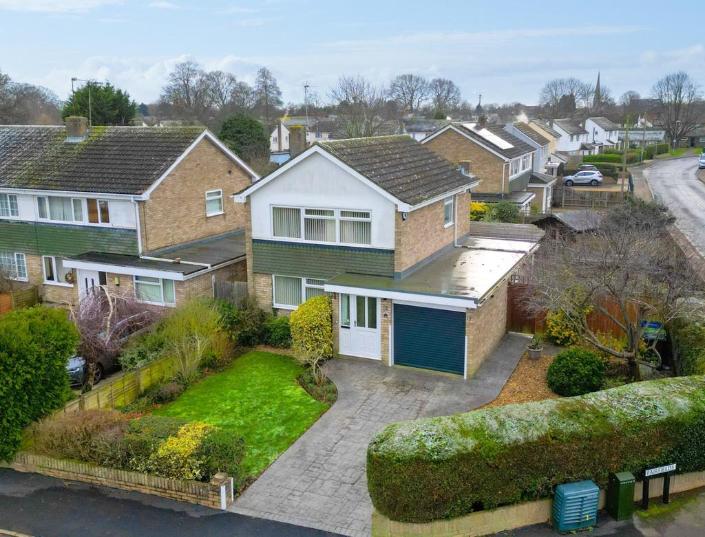 St. Ives, Cambridgeshire, PE27 3 bed detached house - £400,000