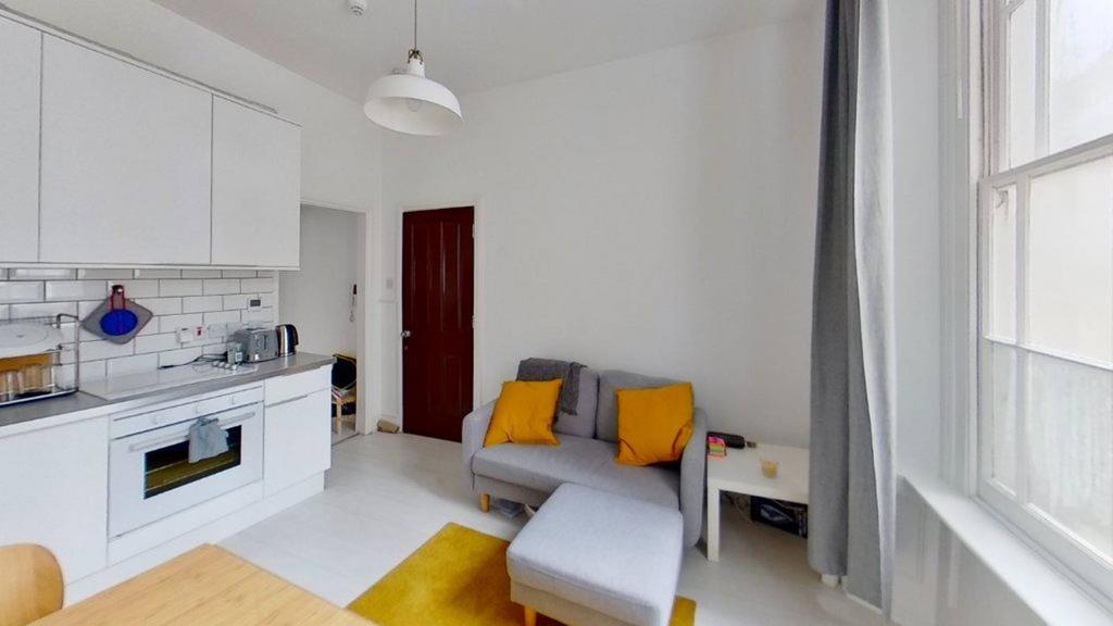 Dalston Lane, Hackney, London, E8 1 bed flat to rent - £1,600 pcm (£369 pw)