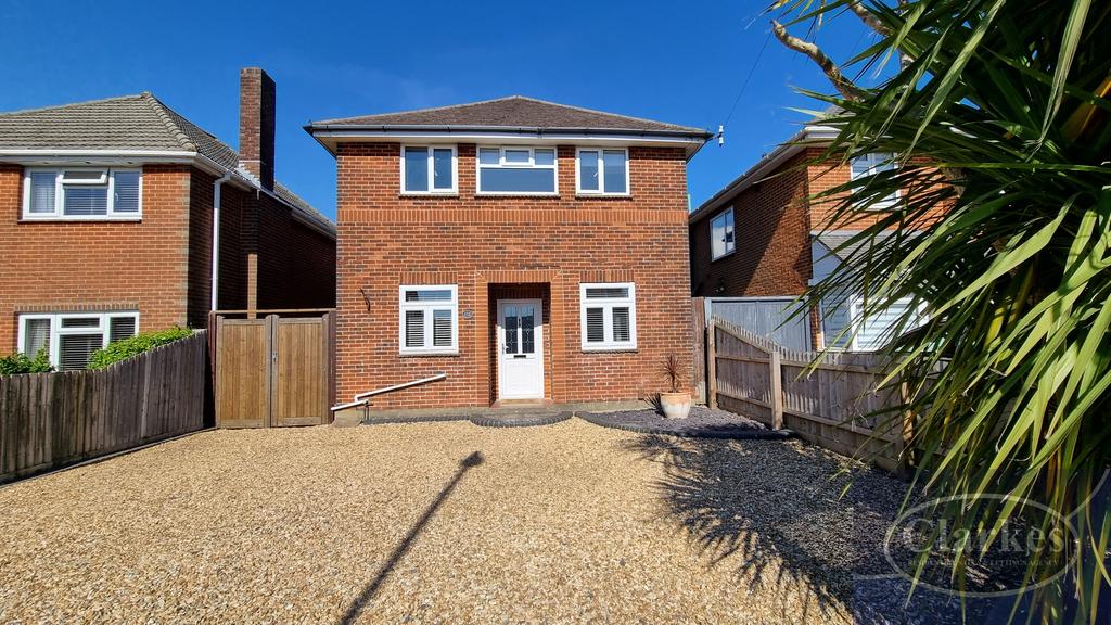 Leybourne Avenue, Bournemouth, Dorset 3 bed detached house - £450,000