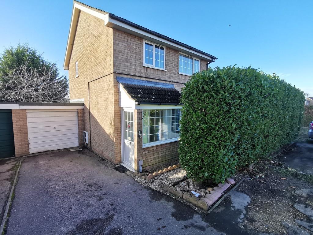 Mountbatten Road, Bungay 3 bed detached house for sale - £240,000