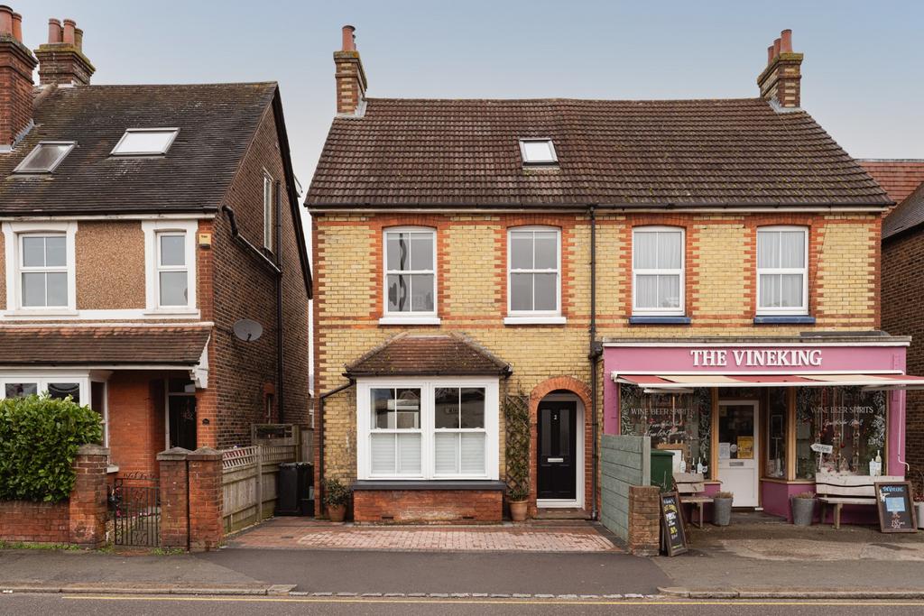 West Road, Reigate 4 bed semi-detached house for sale - £875,000