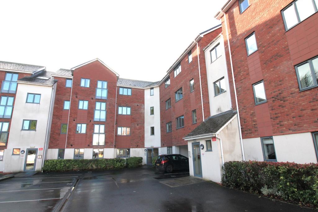 Castle Road, Kidderminster, DY11 2 bed apartment for sale - £130,000