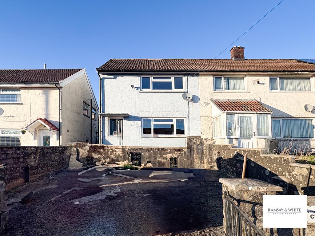 Lime Grove, Gurnos, Merthyr Tydfil... 3 bed terraced house - £800 pcm ...
